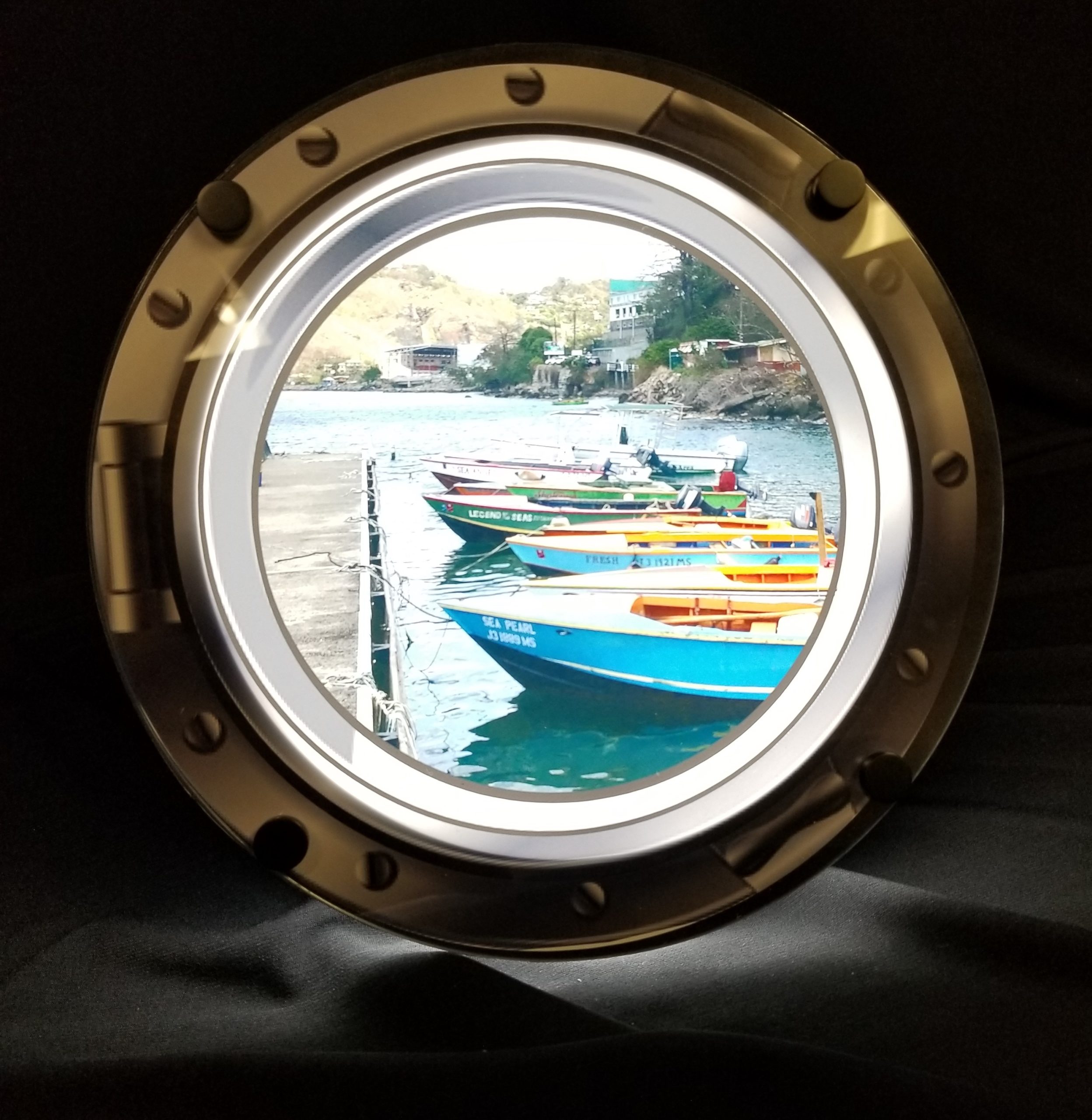 LED- 9 IN – PORT HOLE | Gagne, Inc. | Bellows, Porta-Trace Light Boxes ...